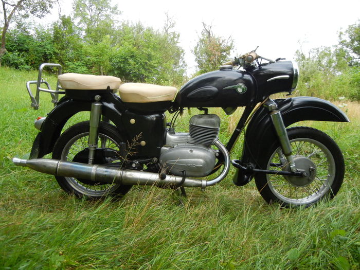 MZ ES 300 - Motochecker